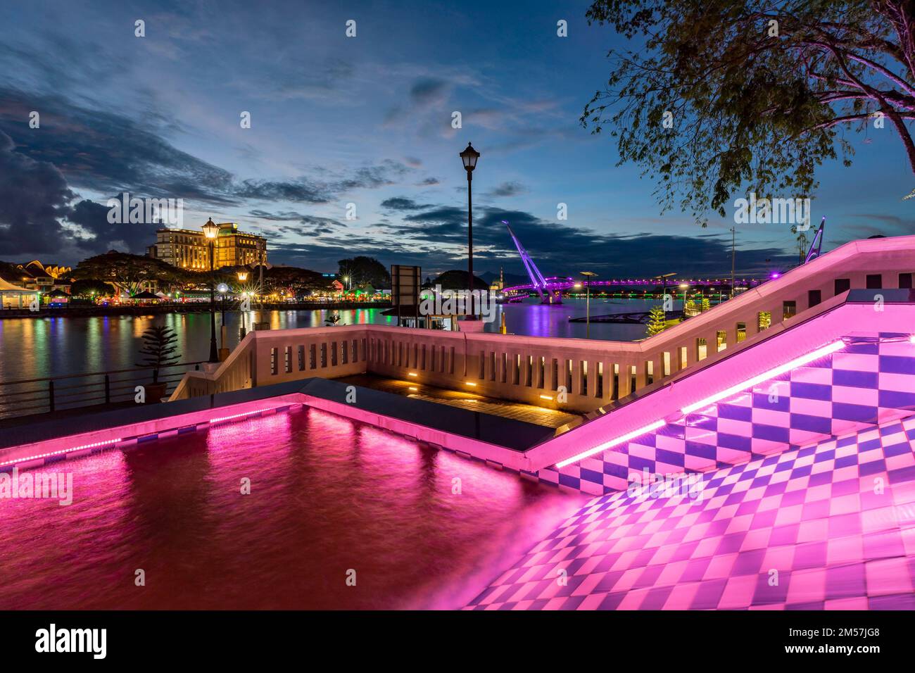 Kuching Sarawak waterfront new attraction Stock Photo - Alamy