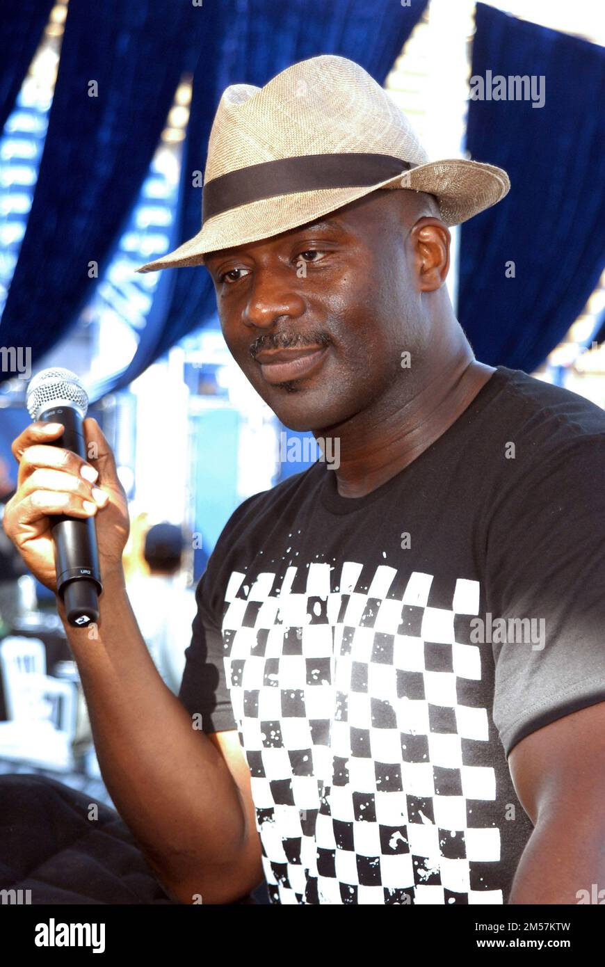 Bebe Winans rehearsing for A Starry Night Tribute to Quincy Jones ...