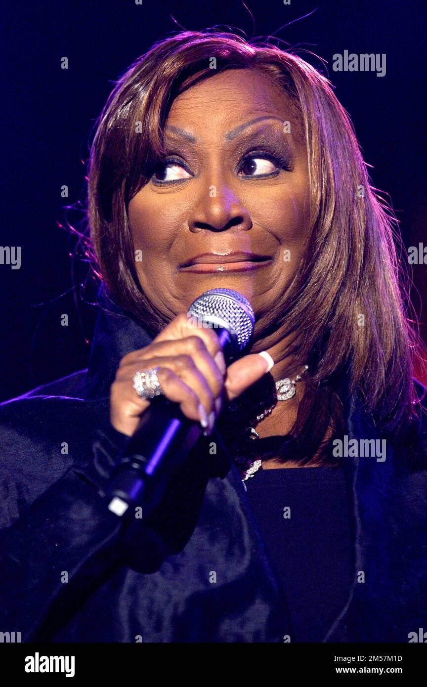 Patti LaBelle performing at A Starry Night Tribute to Quincy Jones ...
