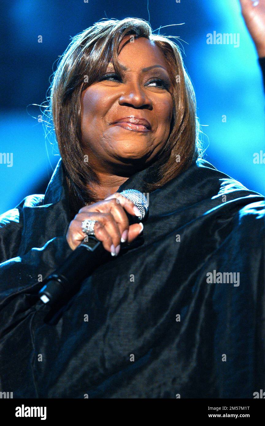 Patti LaBelle performing at A Starry Night Tribute to Quincy Jones ...