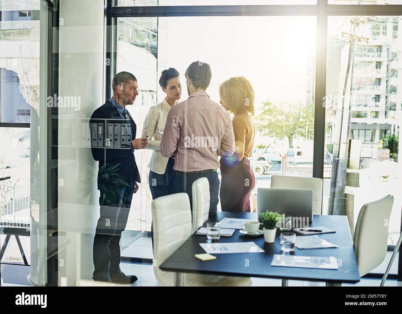 All male boardroom hi-res stock photography and images - Alamy