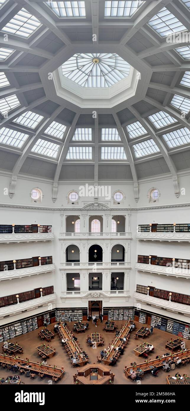 A vertical shot of State Library Victoria from inside. Melbourne ...