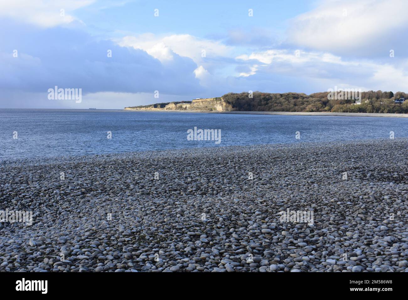 Cold Knap beach, Barry, South Wales Stock Photo - Alamy