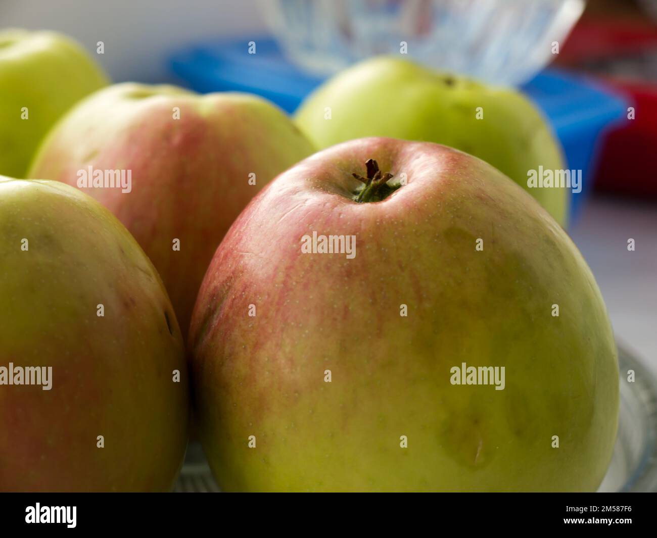 The nature vegetable colored Apples Stock Photo - Alamy