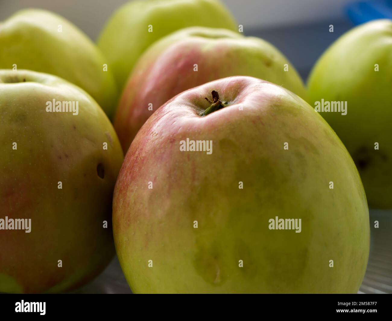 The nature vegetable colored Apples Stock Photo - Alamy