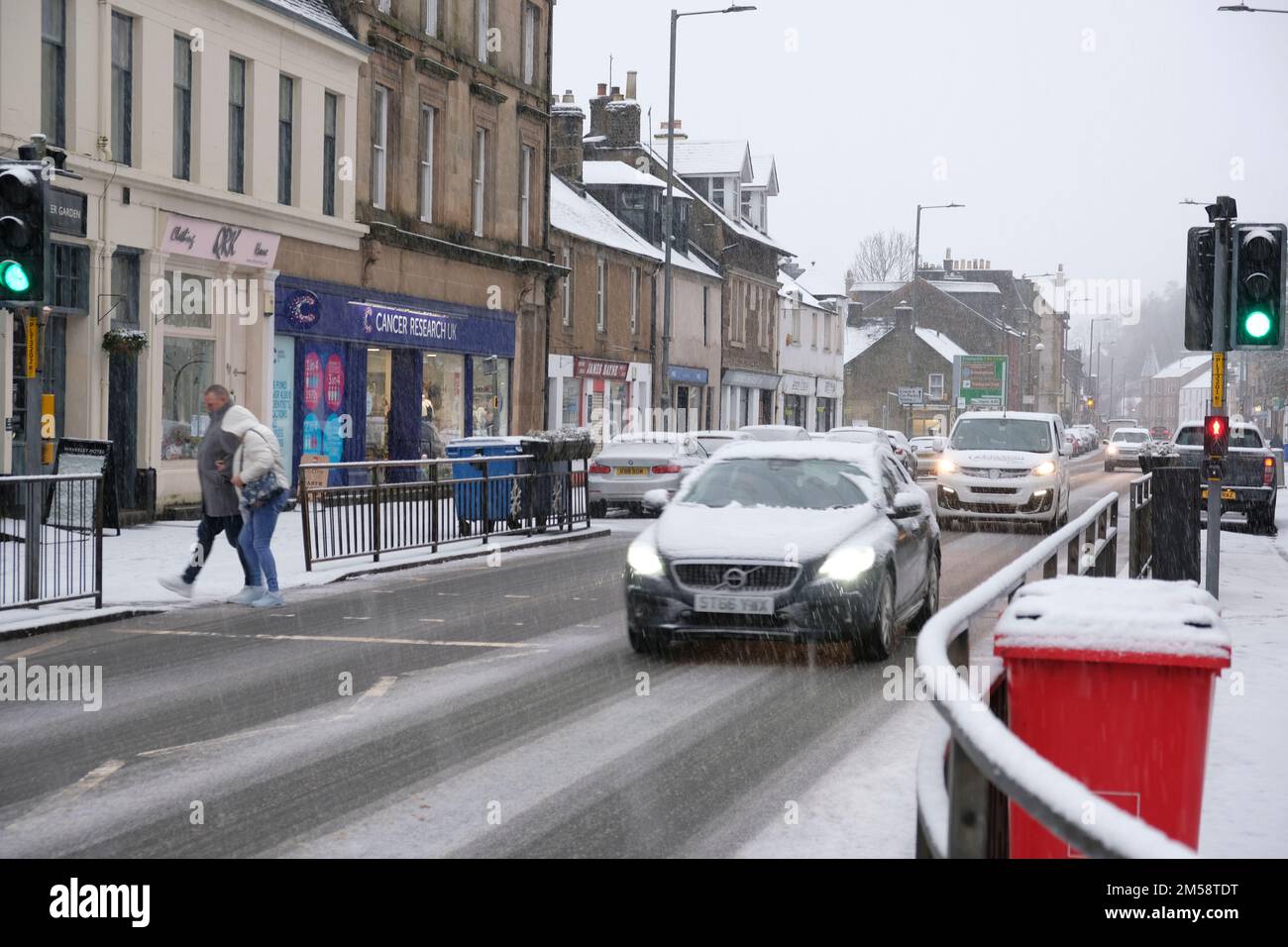 Callander main street hi-res stock photography and images - Alamy