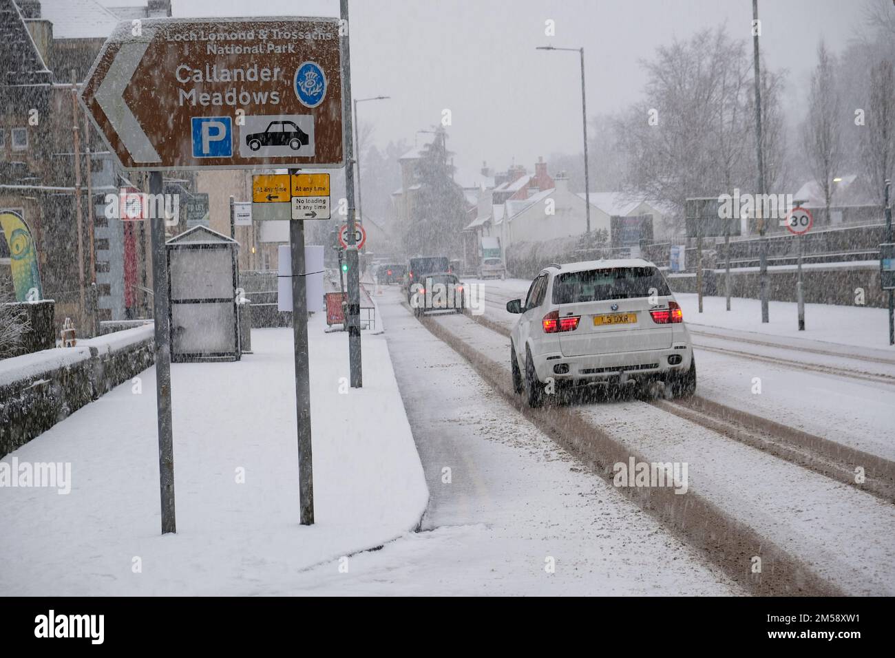 Callander main street hi-res stock photography and images - Alamy