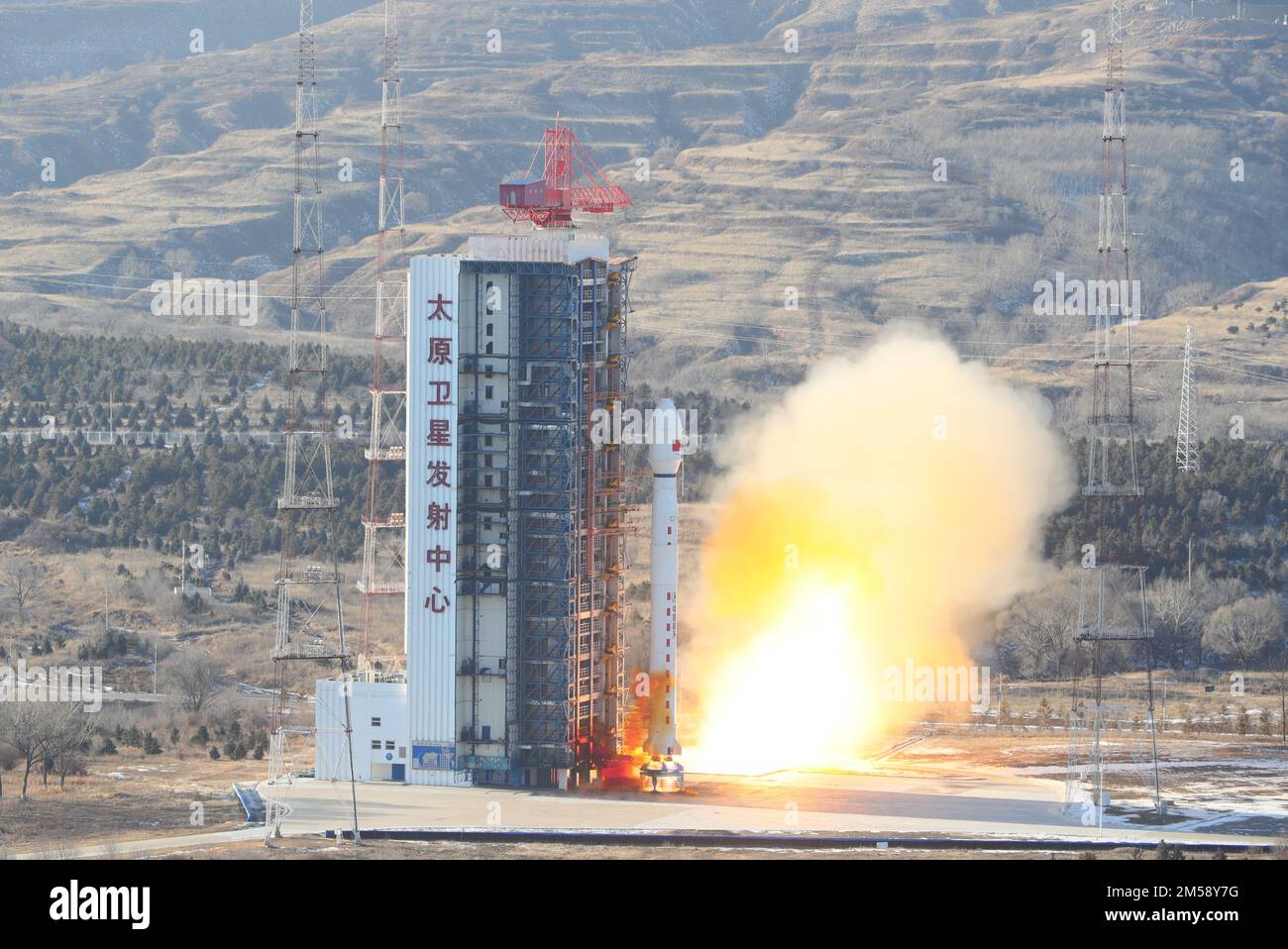Taiyuan, Earth observation satellite. 27th Dec, 2022. A Long March-4B ...