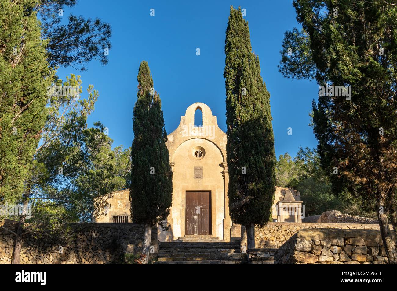 Majorca stone built village hi-res stock photography and images - Alamy