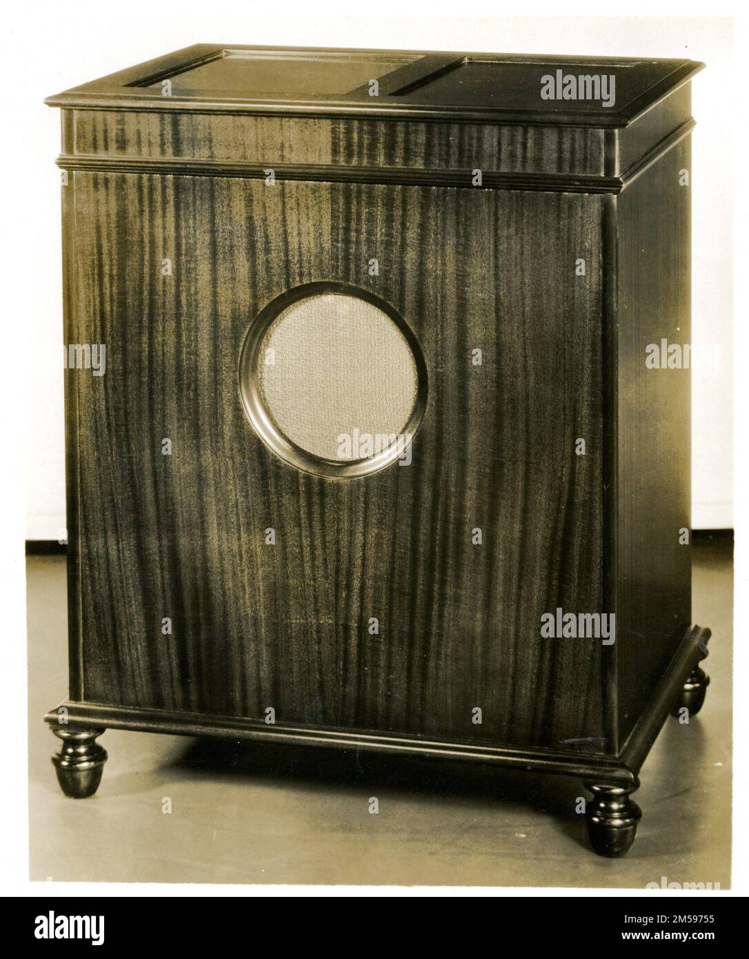Victrola rca hi-res stock photography and images - Alamy