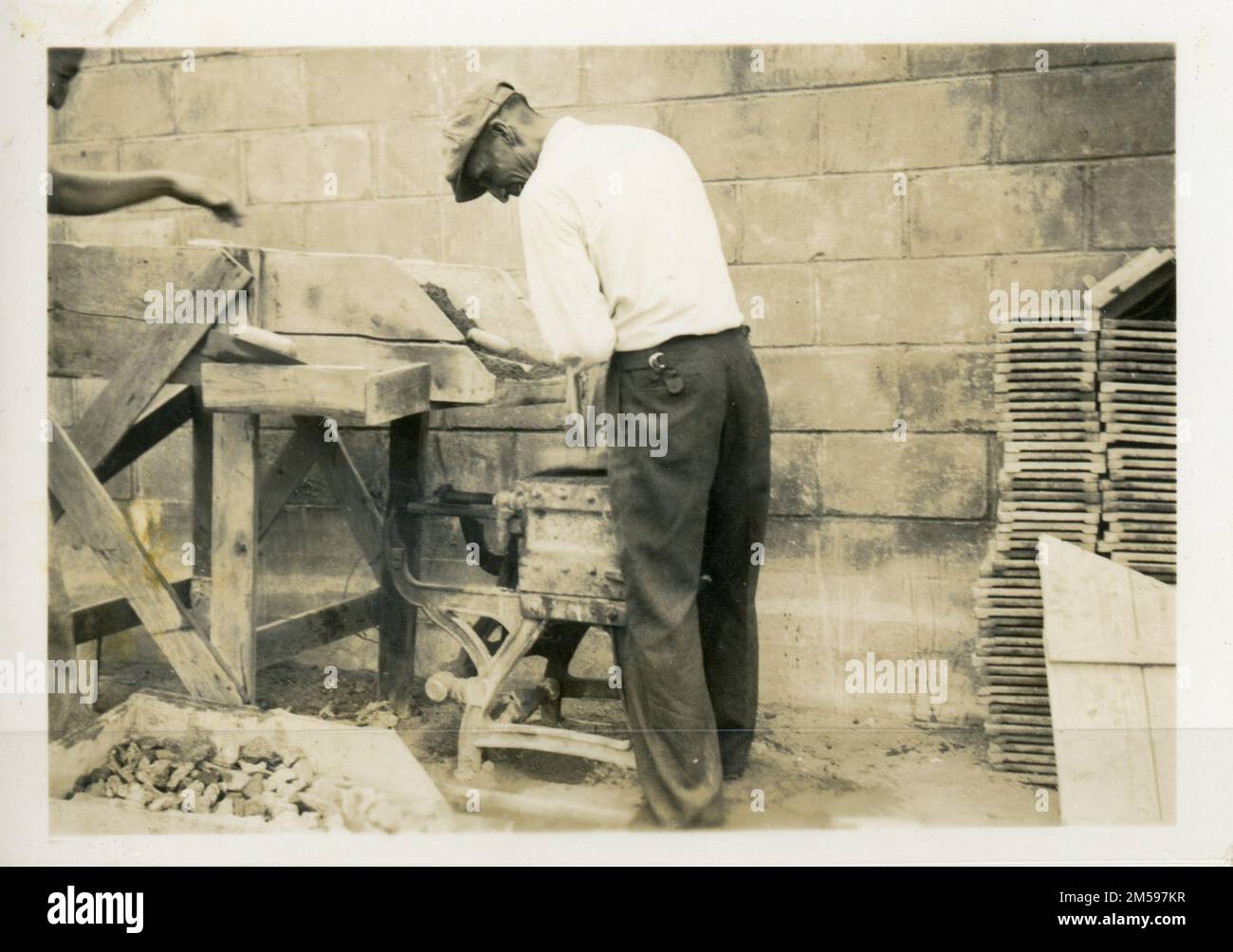Tamping concrete hi-res stock photography and images - Alamy
