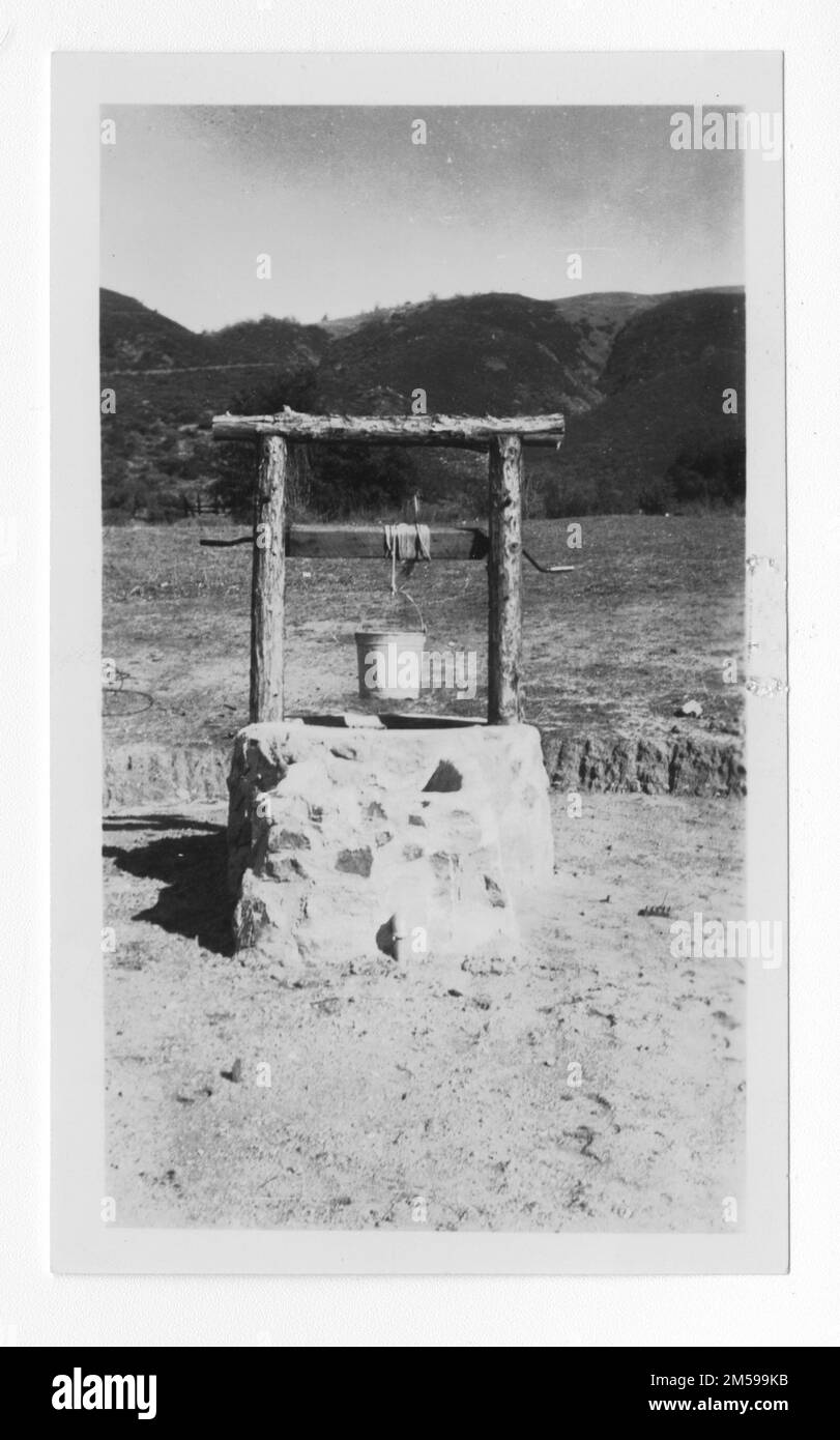 Riverside basin Black and White Stock Photos & Images - Alamy