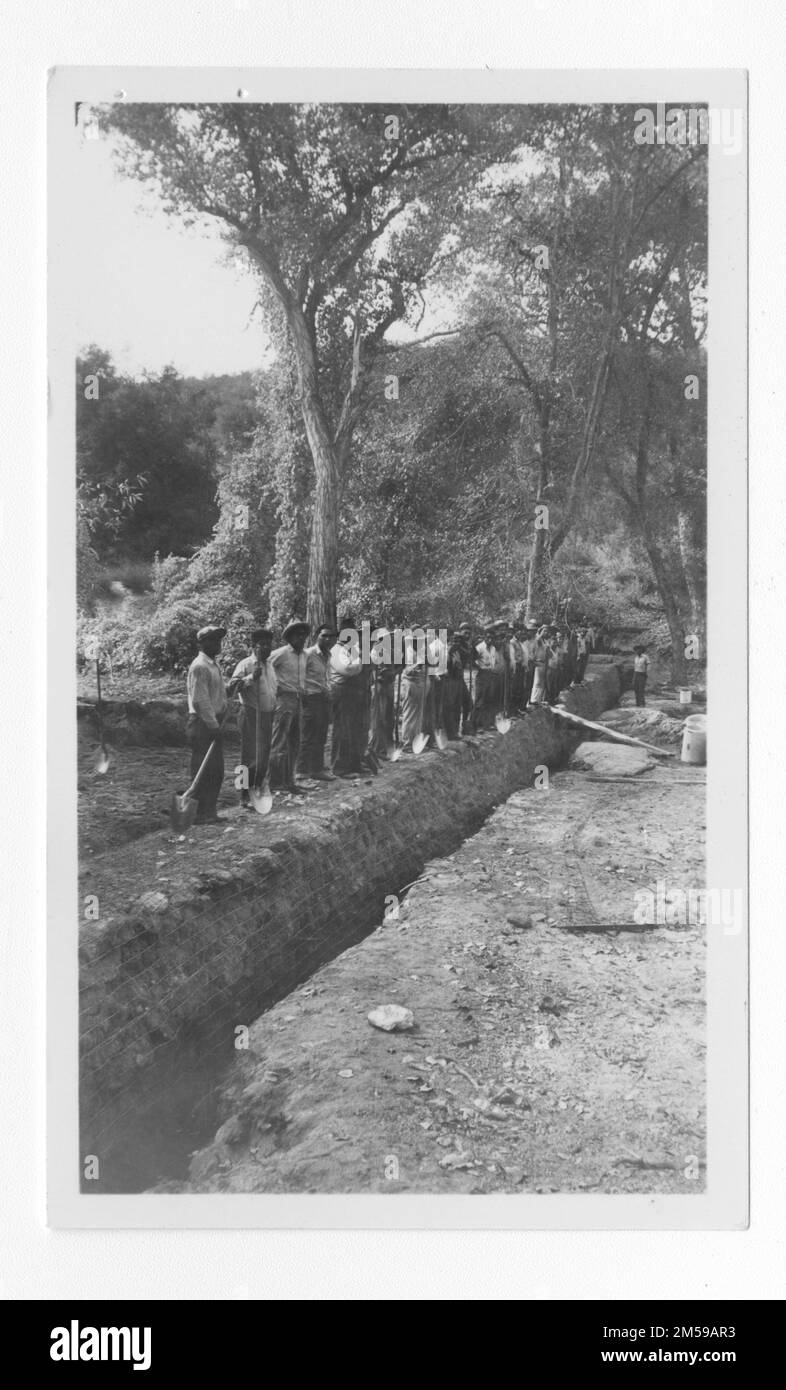 Indian dam Black and White Stock Photos & Images - Alamy