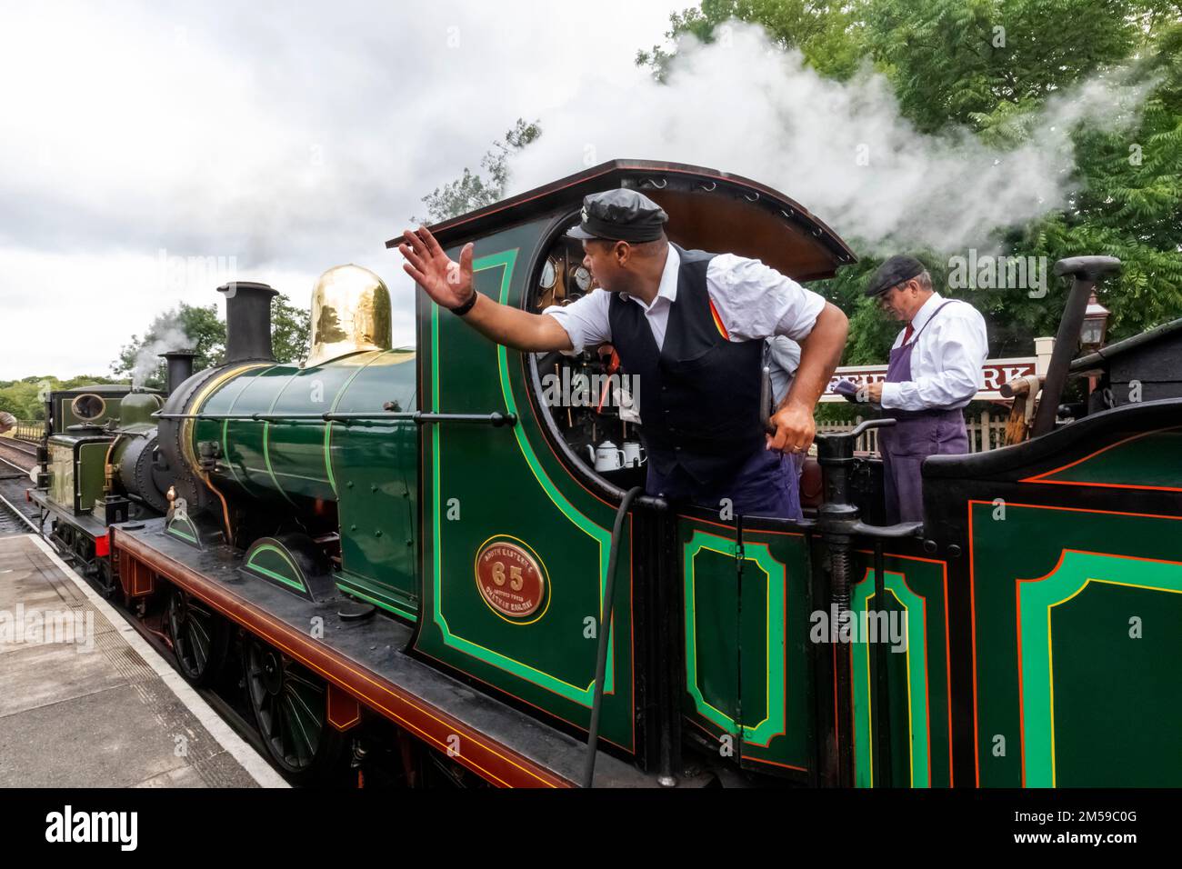 England, Sussex, Bluebell Railway, Sheffield Park Station, Train ...