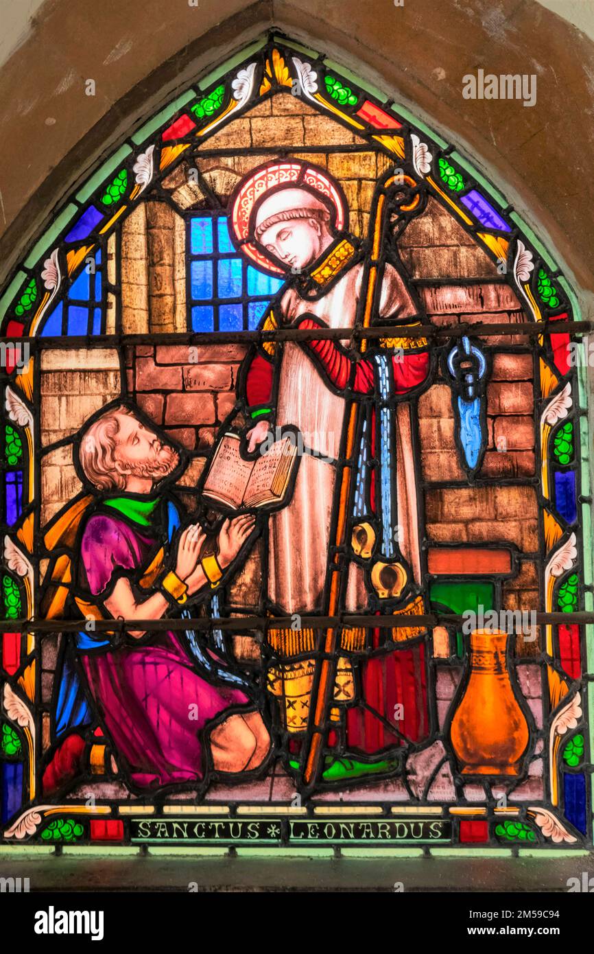 St leonard’s church hythe kent hi-res stock photography and images - Alamy