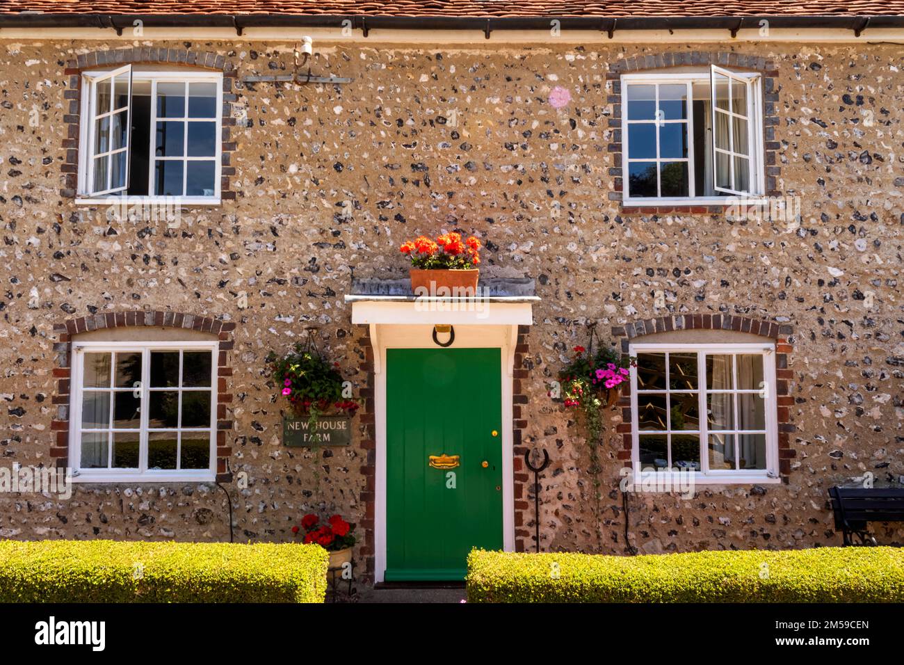 Flint house hi-res stock photography and images - Alamy