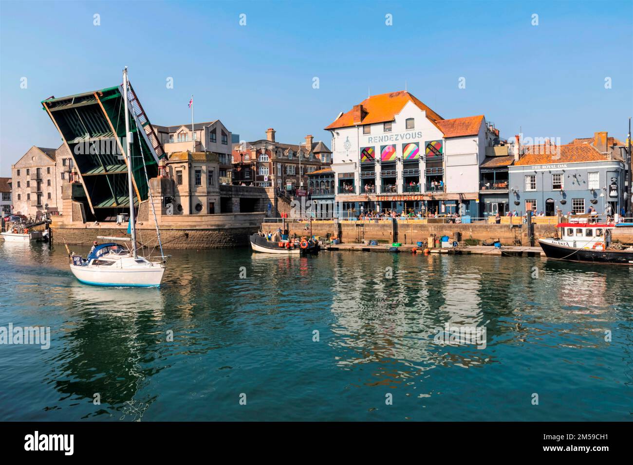 England, Dorset, Weymouth, Weymouth Harbour, Custom House Quay ...