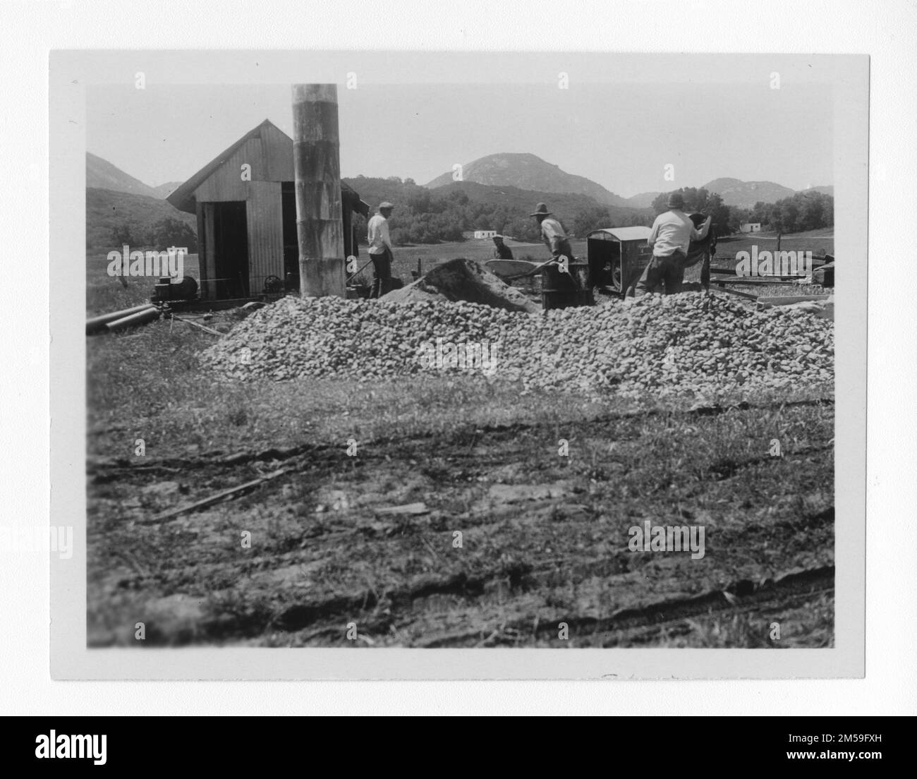 Domestic service 1920 hi-res stock photography and images - Alamy