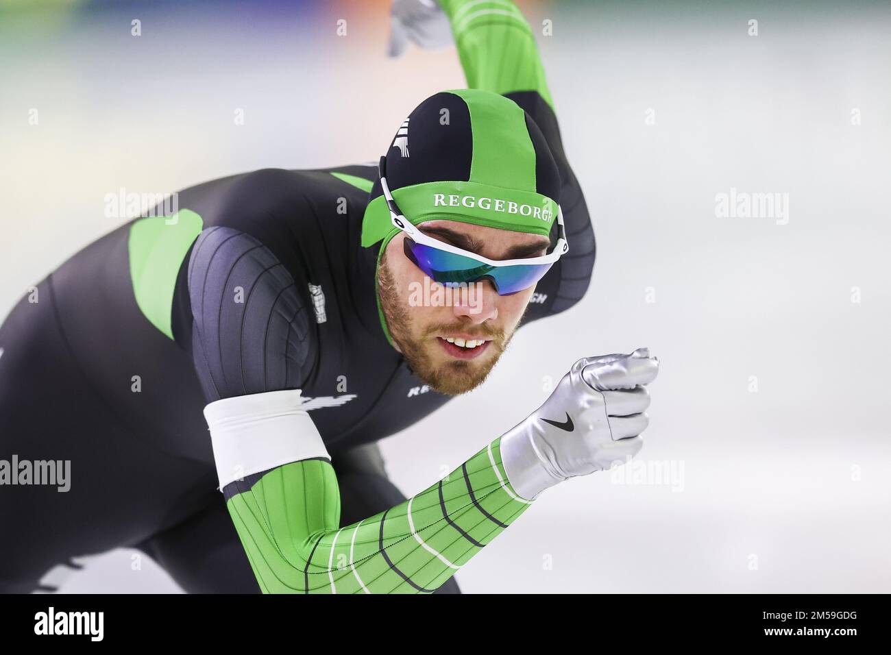 HERENVEEN - Patrick Roest in action on the 500 meters during the first ...