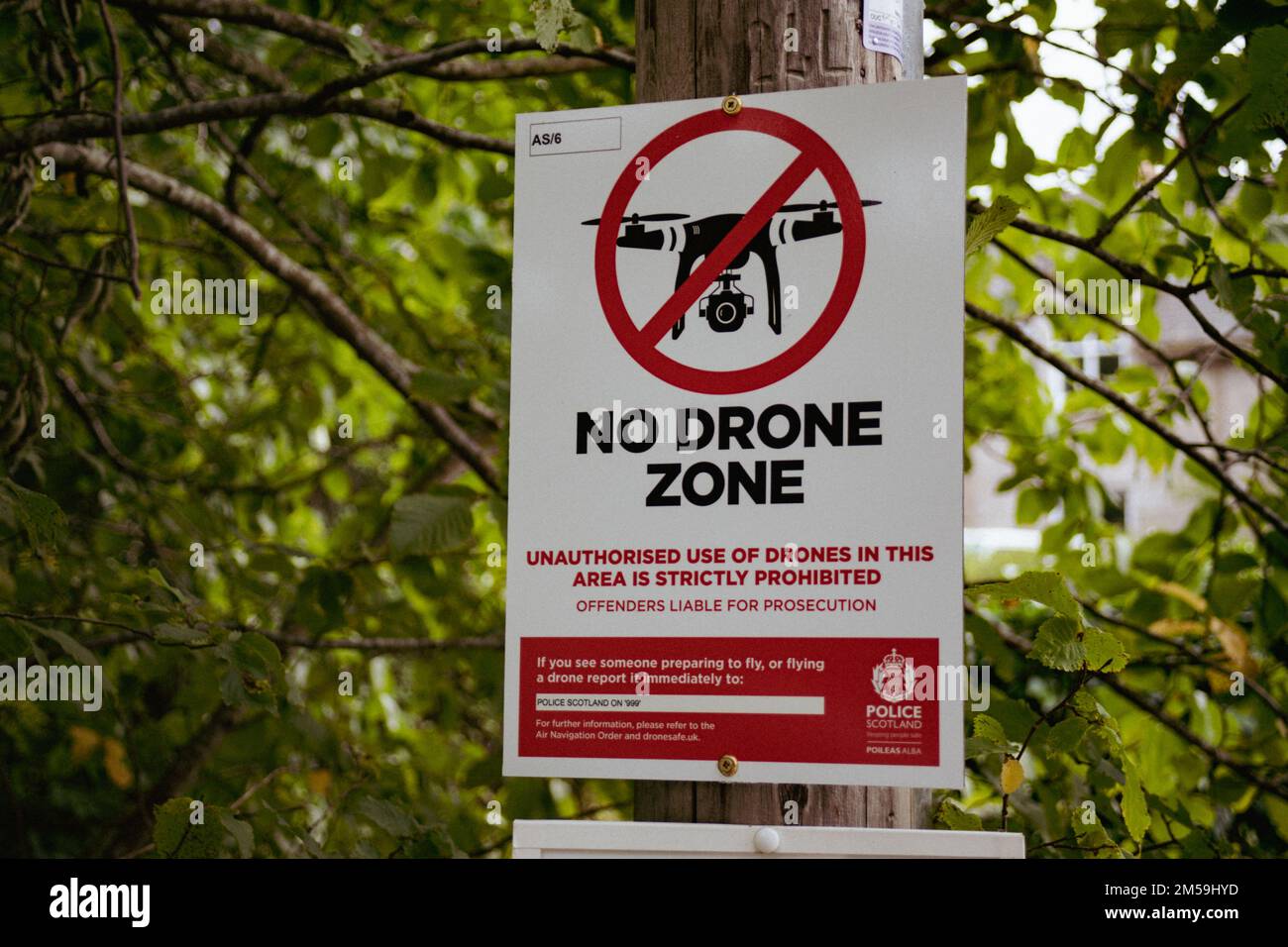 A sign board with No Drone Zone Sign Stock Photo - Alamy