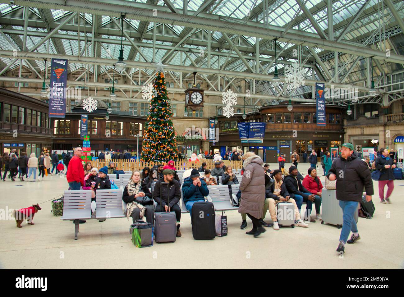 December rail strikes hi-res stock photography and images - Alamy
