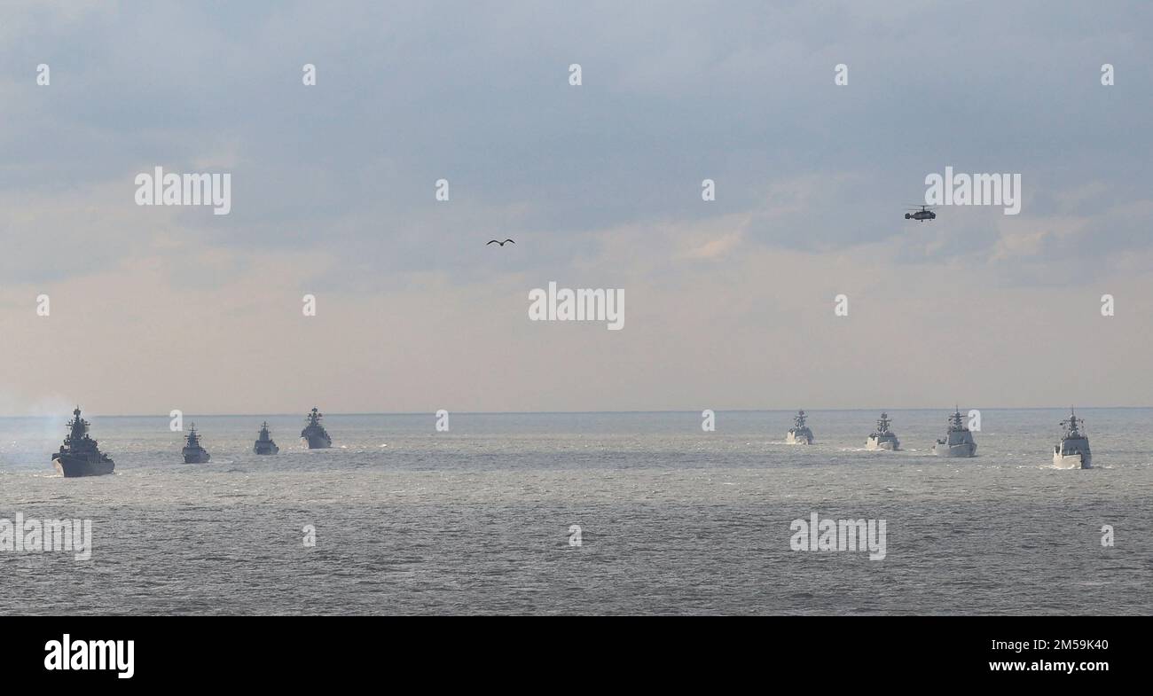 Aboard Destroyer Jinan, Joint Sea 2022. 27th Dec, 2022. Warships from ...