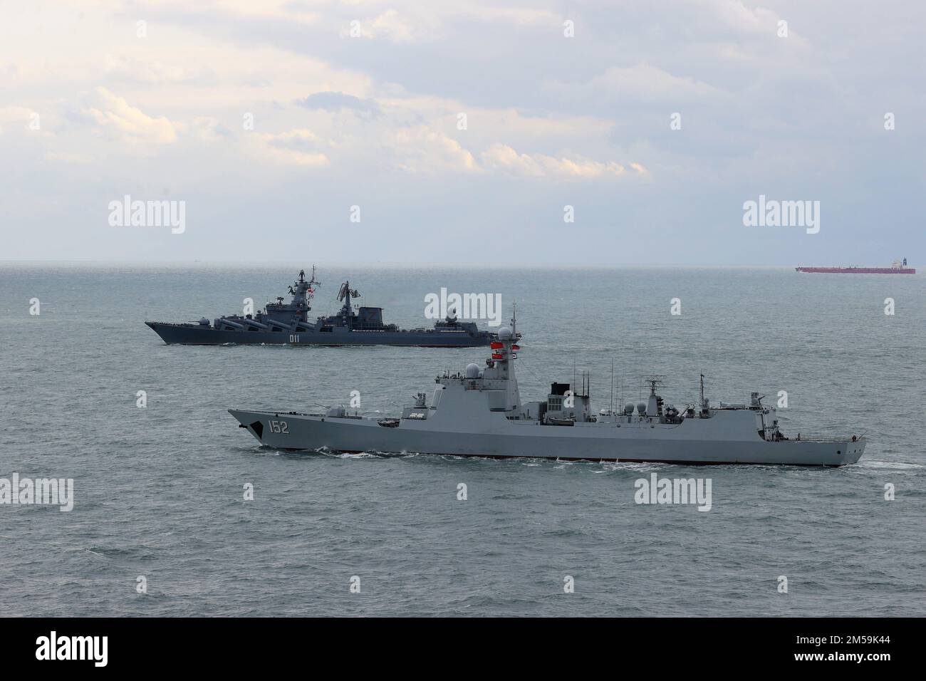 Aboard Destroyer Jinan, Joint Sea 2022. 27th Dec, 2022. Destroyer Jinan ...