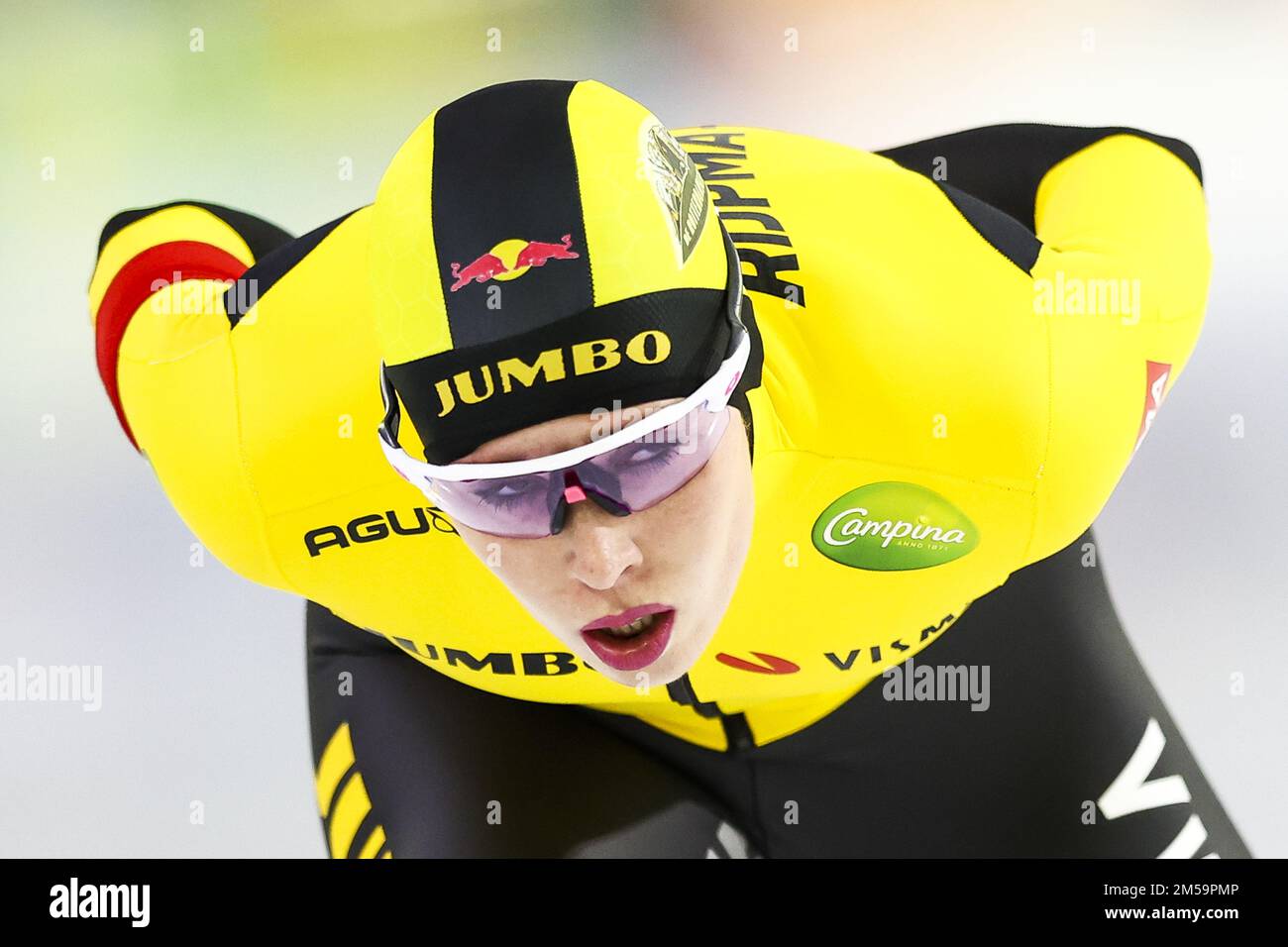 HERENVEEN - Antoinette Rijpma - de Jong in action on the 3000 meters ...