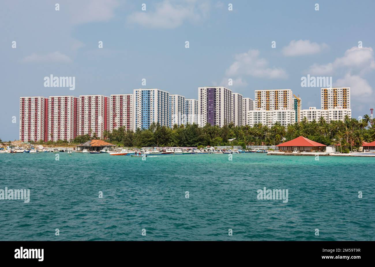 Maldives construction hi-res stock photography and images - Alamy