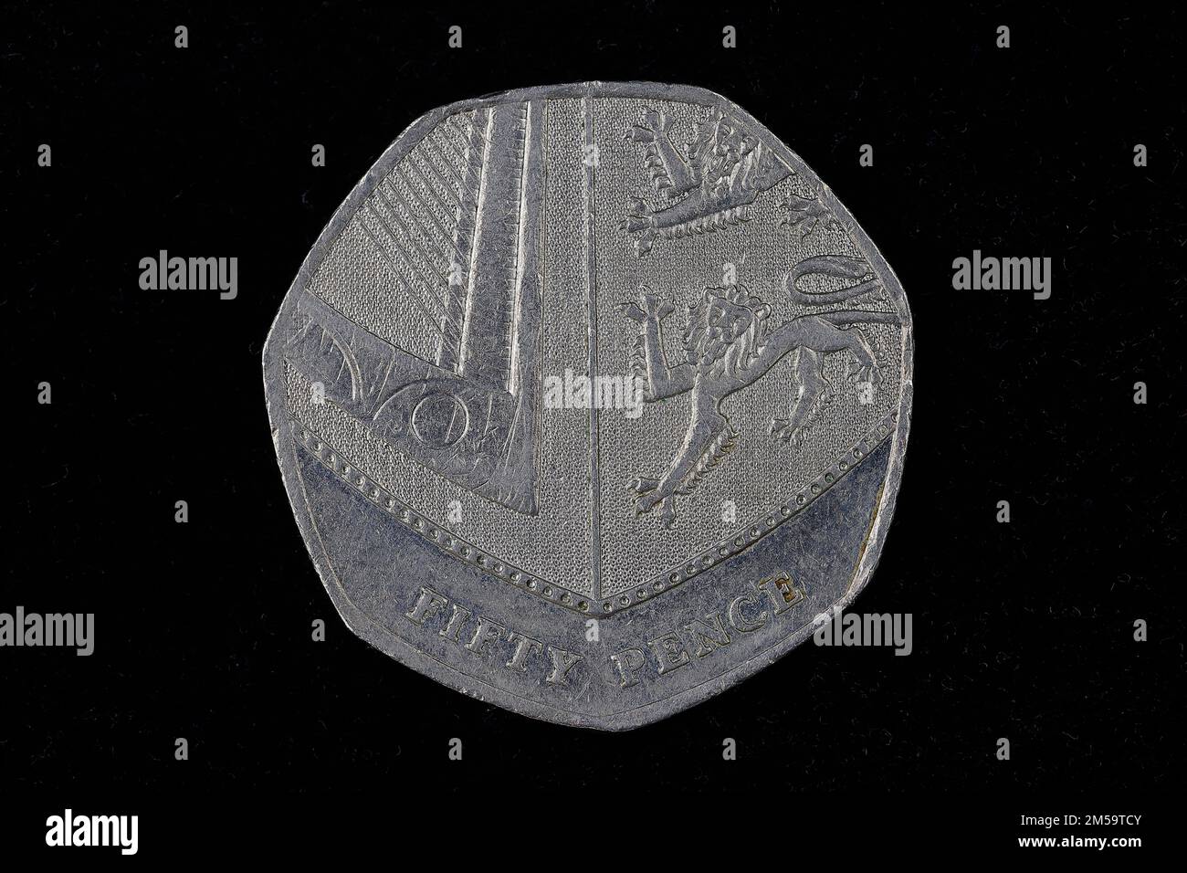 Queen Elizabeth II 50p: Royal Arms Stock Photo - Alamy