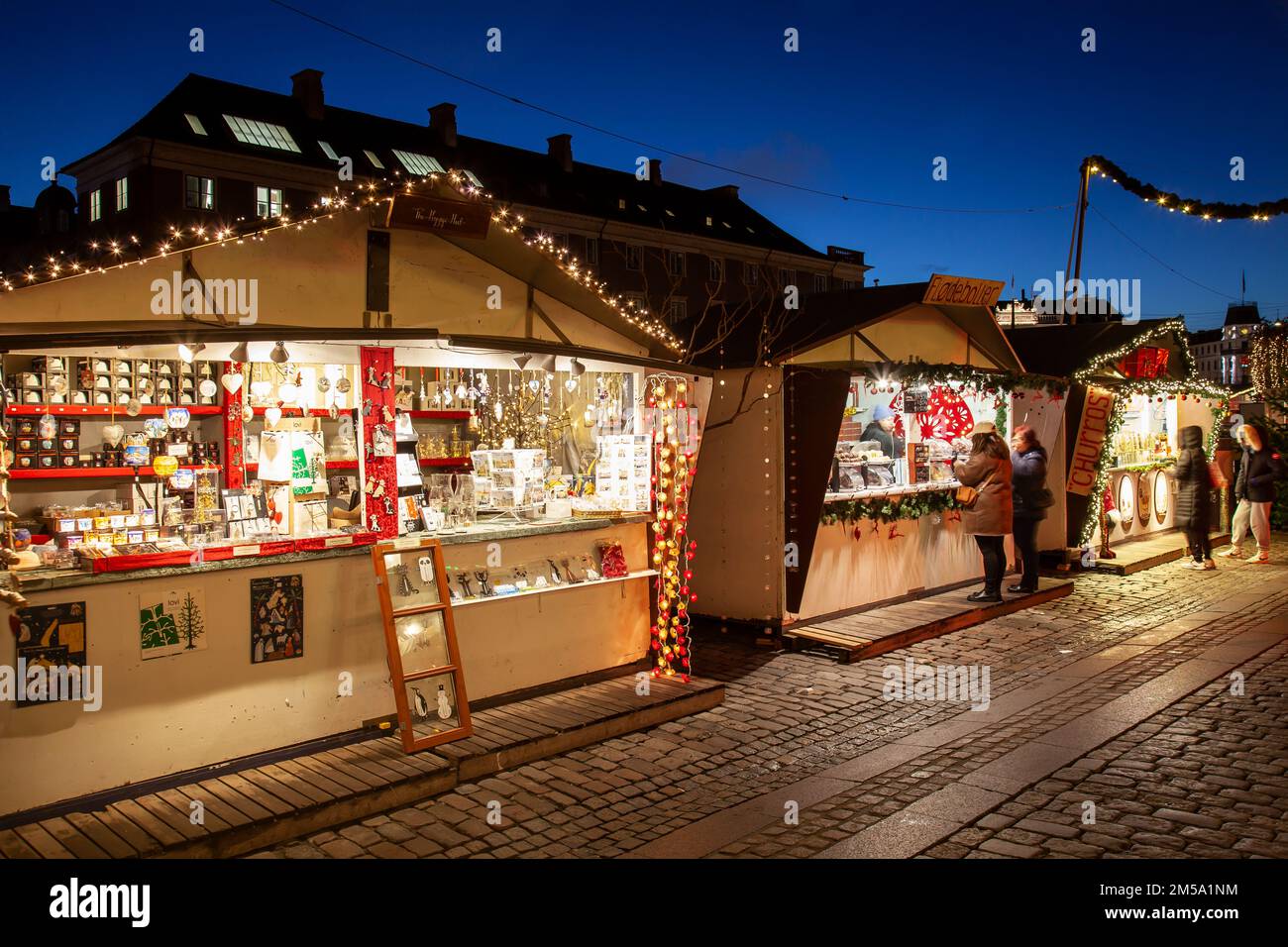 Christmas market , Nyhavn , Copenhagen harbour, Copenhagen, Denmark ...
