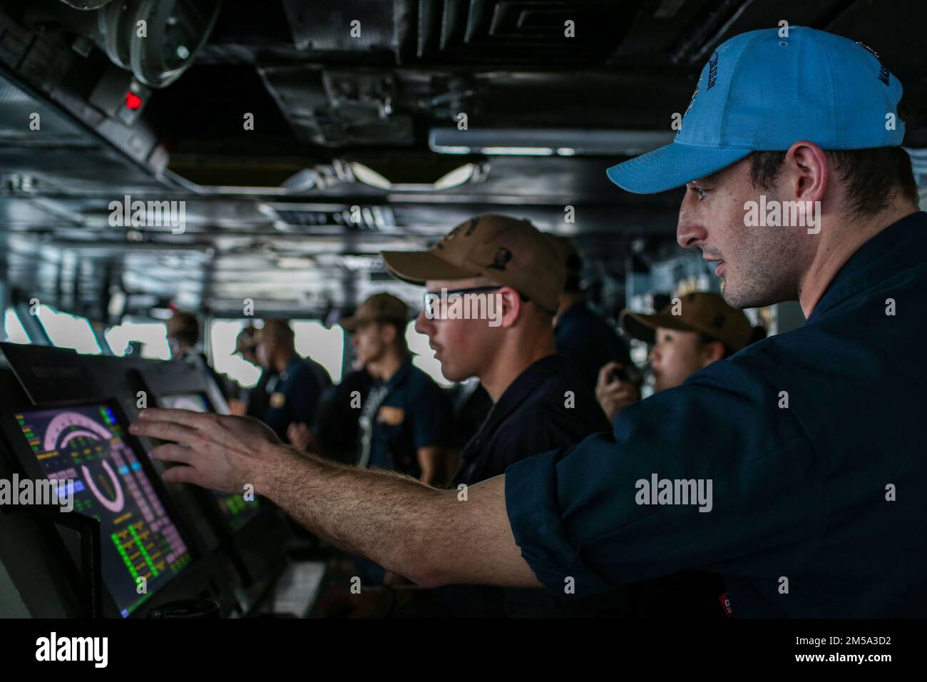 PHILIPPINE SEA (Feb. 14, 2022) Quartermaster 2nd Class Steven Pettit ...
