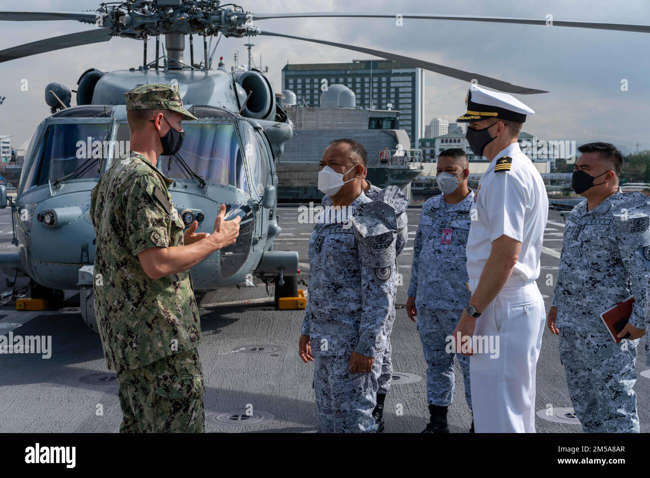 220215-N-FA490-1139 MANILA, Philippines (Feb. 15, 2022) – Lt. Cmdr ...