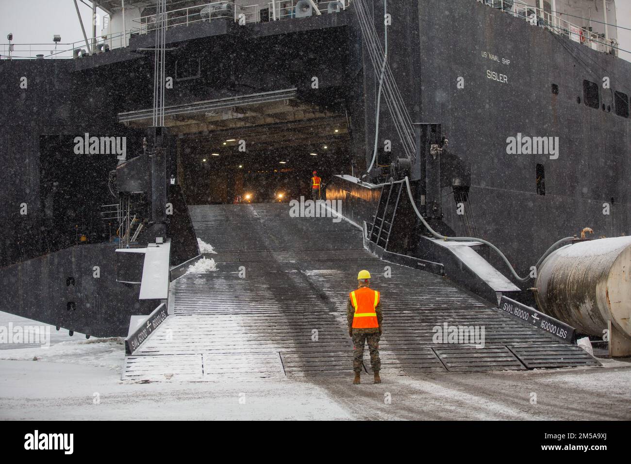 U.S. Marines with Landing Force Support Party, Arrival and Assembly ...