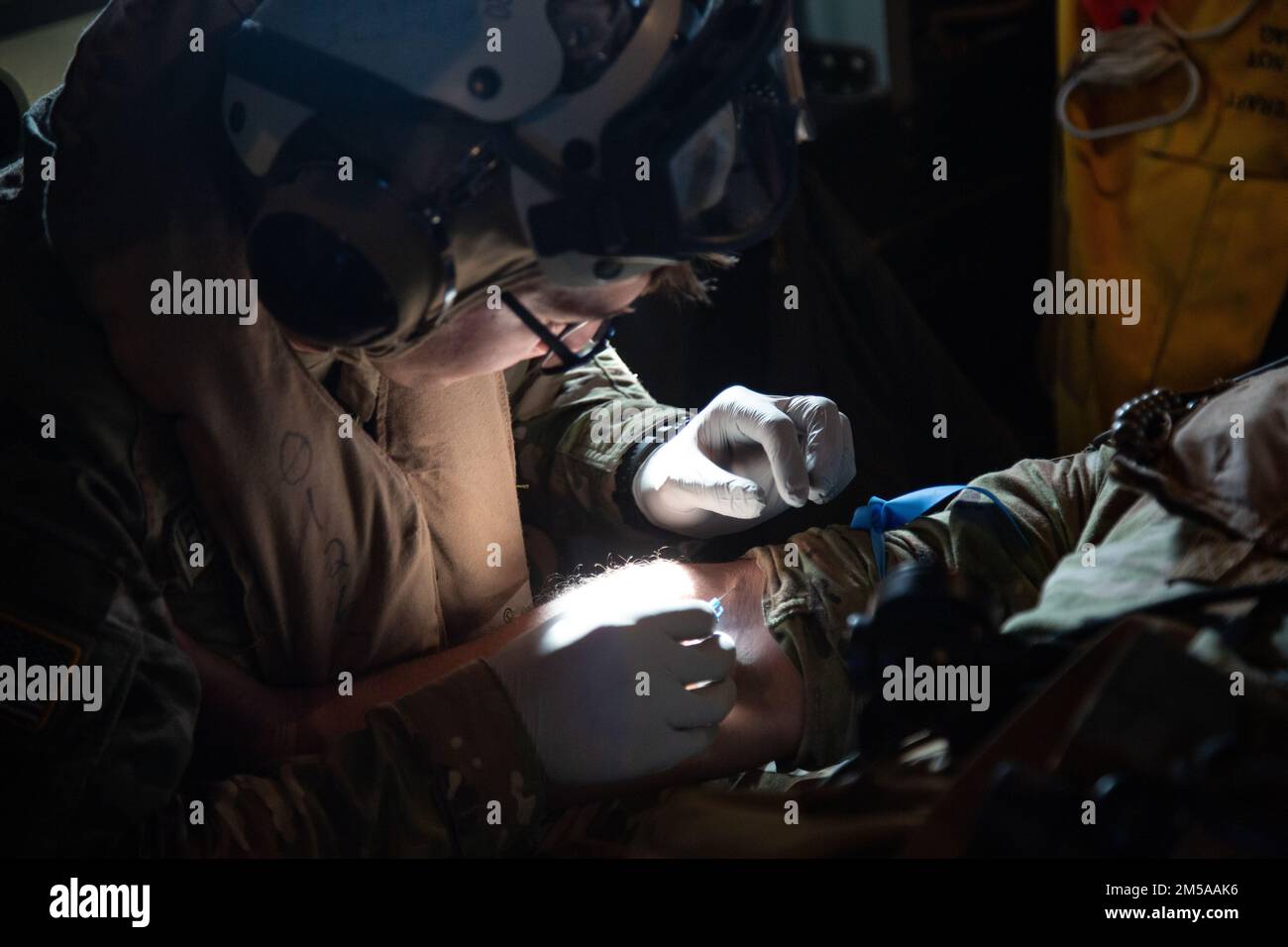 U.S. Soldiers with 8th Forward Resuscitation and Surgical Detachment ...