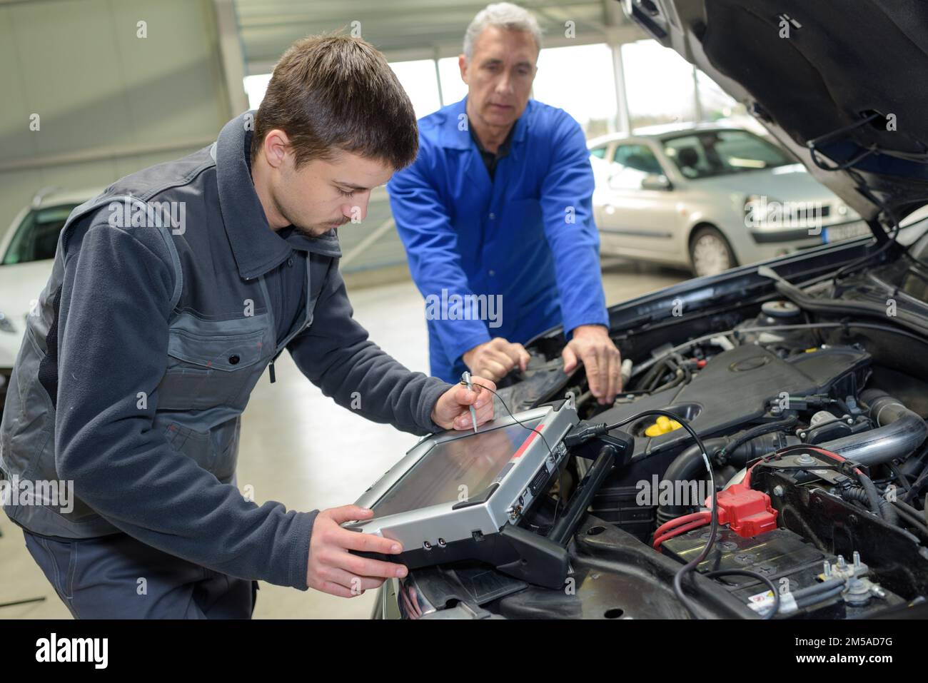 Mechatronics vertical hi-res stock photography and images - Alamy