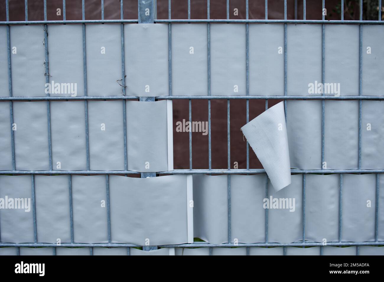 Torn tarpaulin hi-res stock photography and images - Alamy