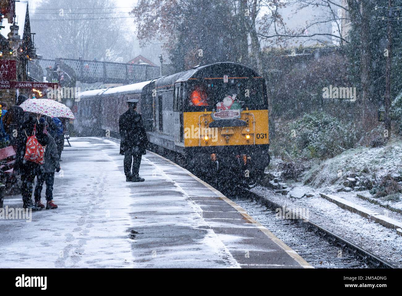 The Elf express at Keighley and Worth Valley railway Stock Photo - Alamy