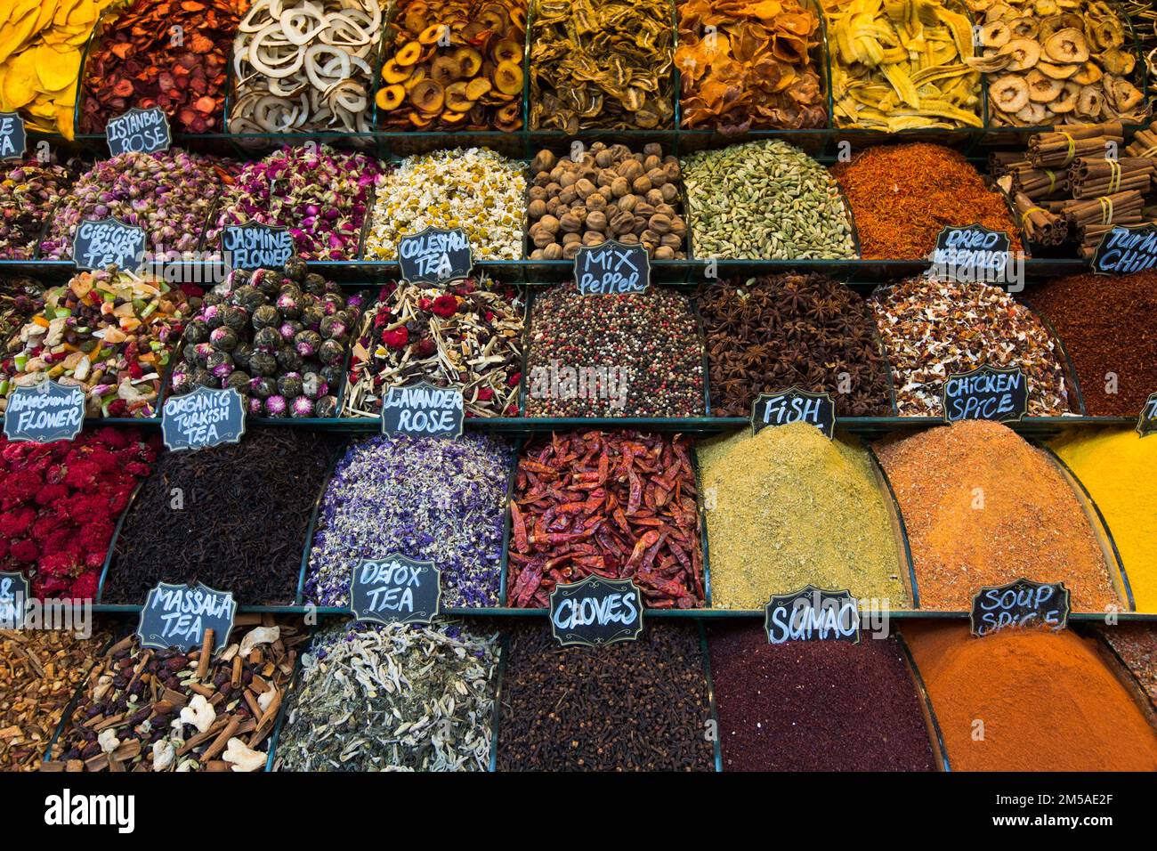 Spices, Grand Bazaar, Istanbul, Turkey Stock Photo - Alamy