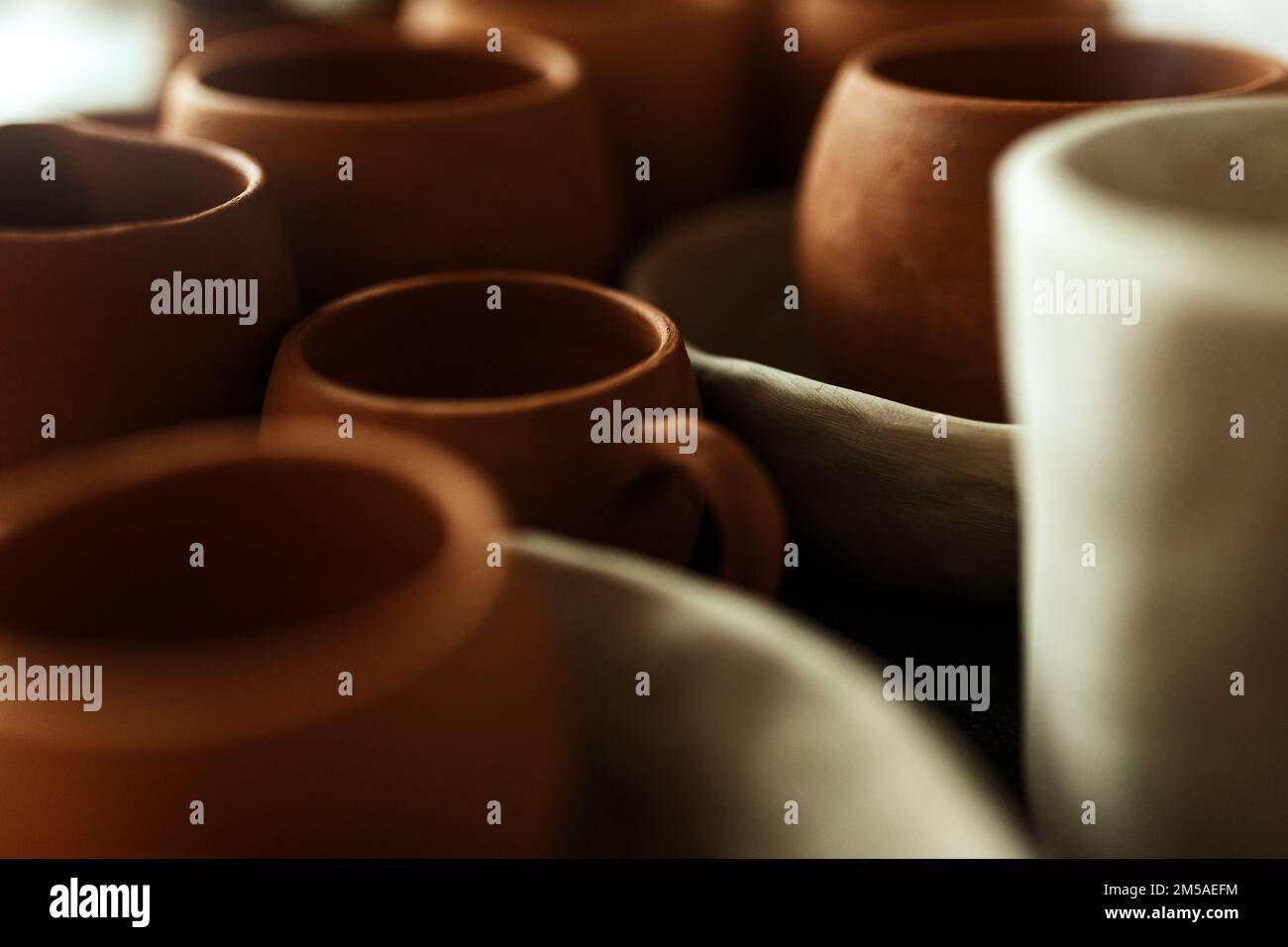 Table with mugs and bowls hi-res stock photography and images - Alamy