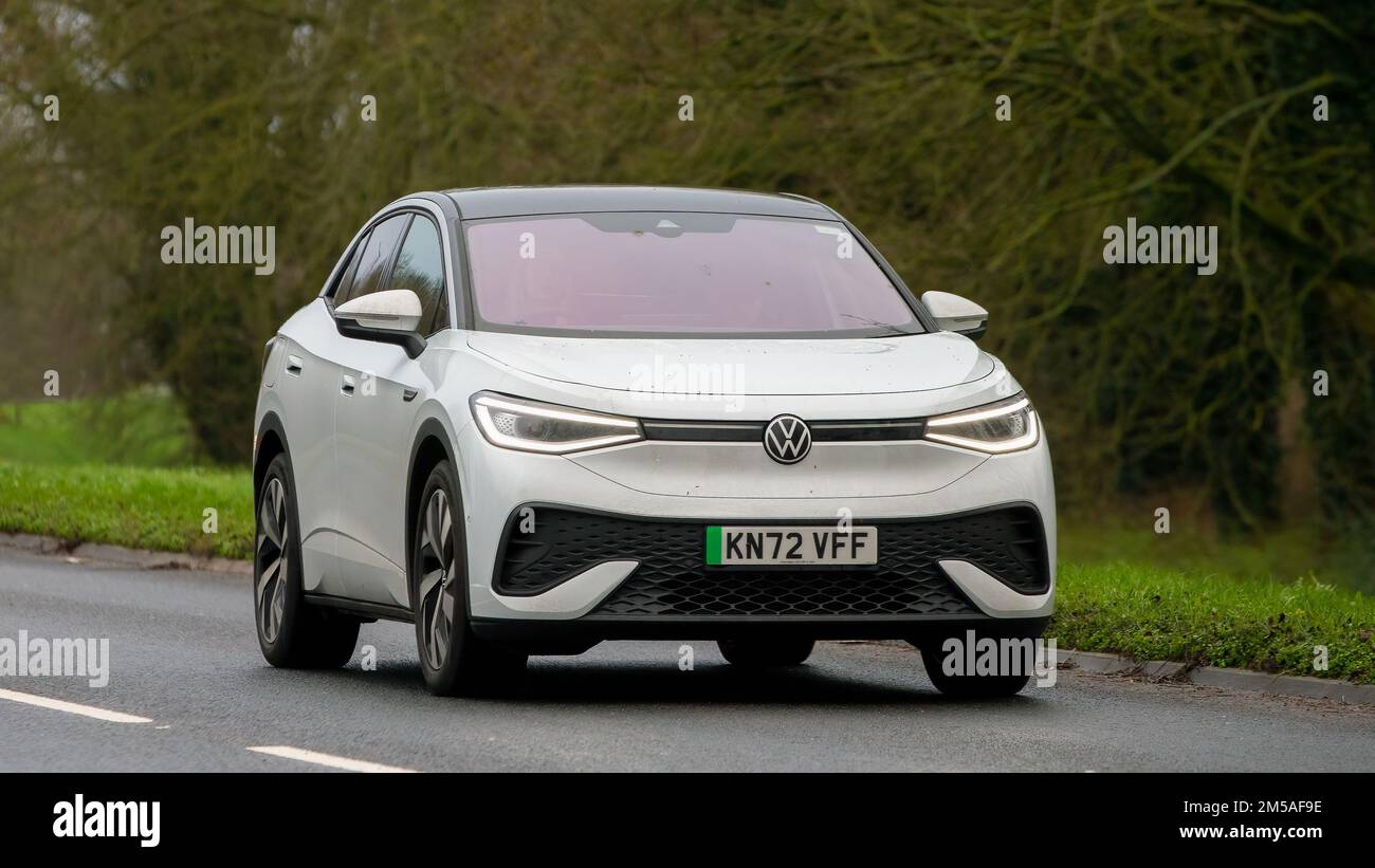 2022 Volkswagen ID5 Style Pro Performance electric car Stock Photo - Alamy