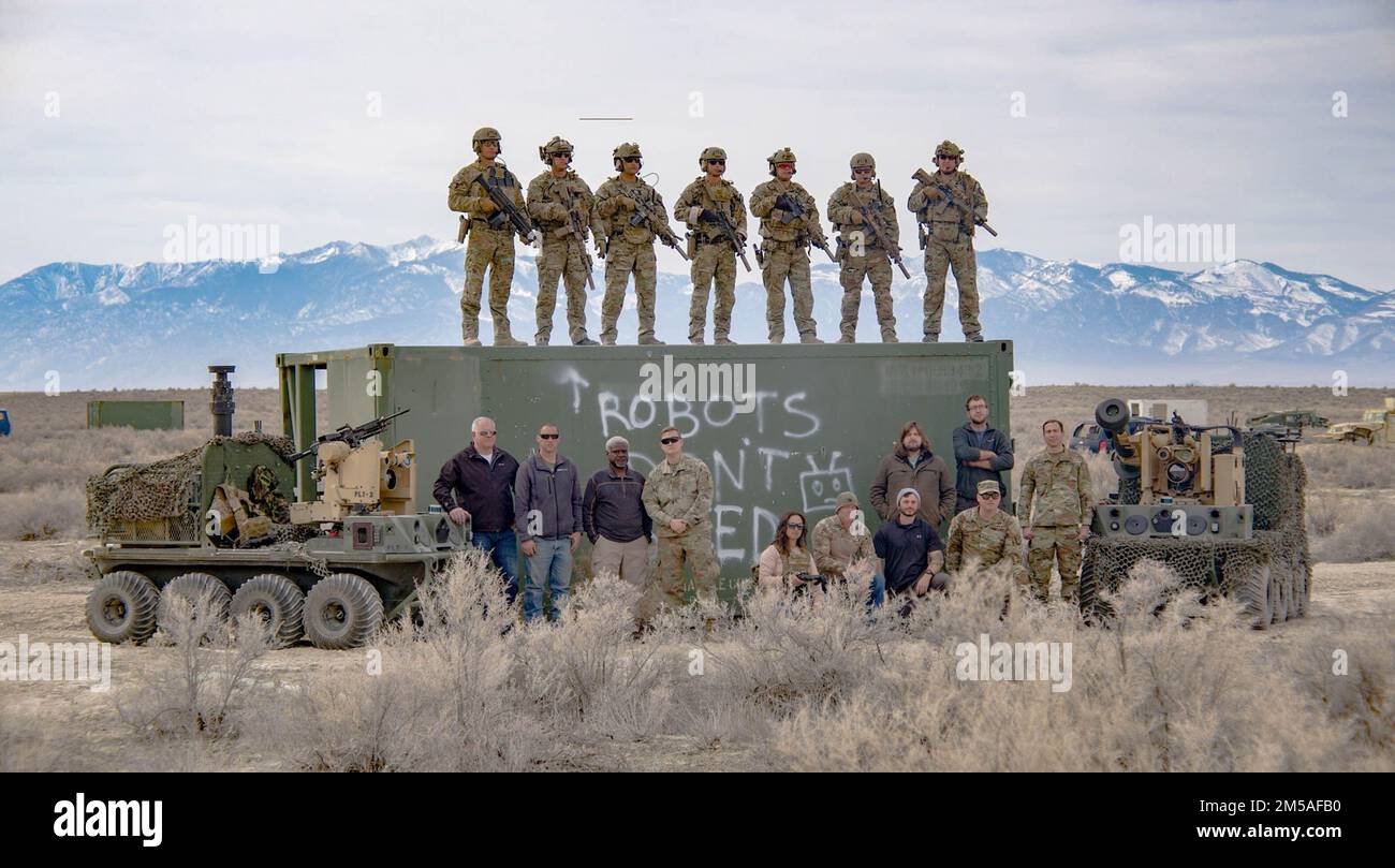 Army Green Berets from the 1st Special Forces Group conducted two weeks ...