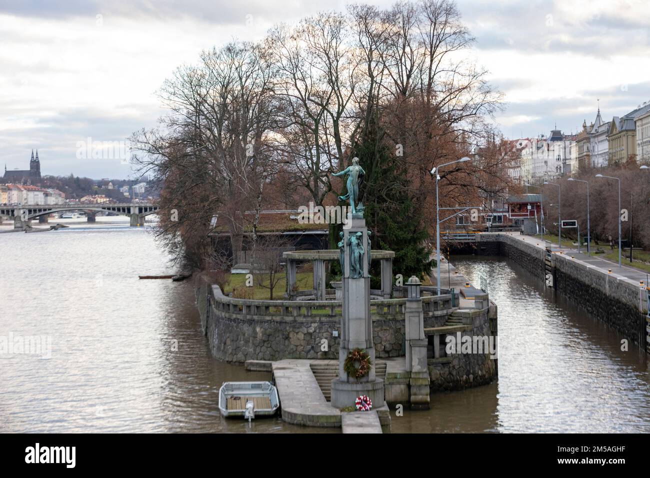 Prague, city, town, building, river Vltava, statue, floodgate, sluice ...