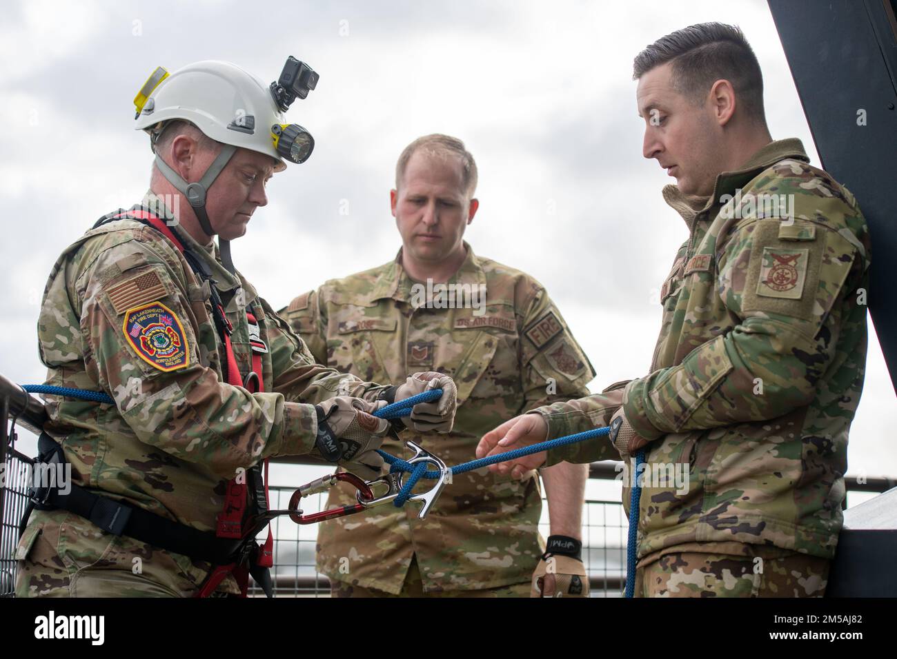 U.S. Air Force Tech. Sgt. Christopher Edington, 48th Civil Engineer ...