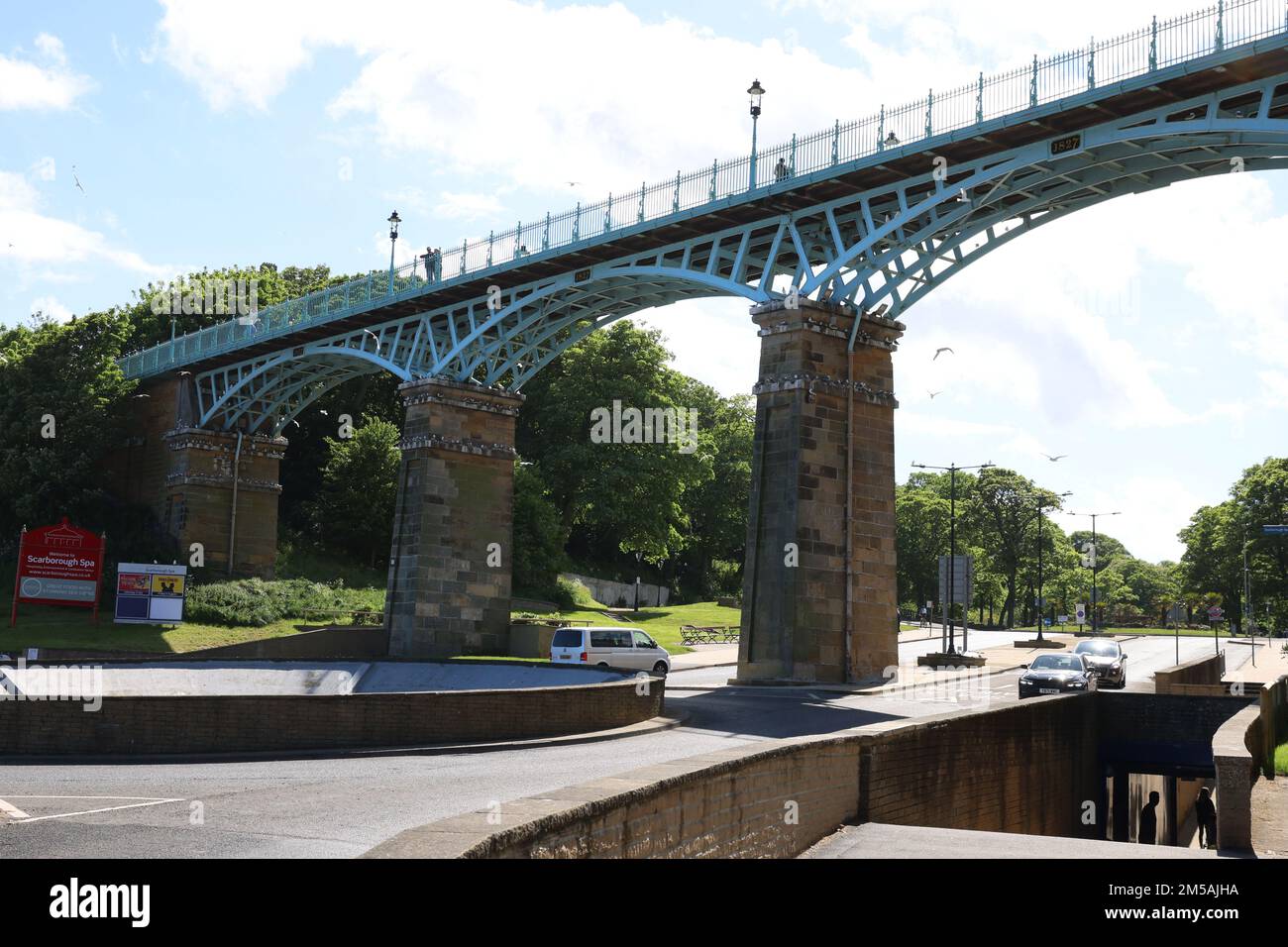 Valley road scarborough hi-res stock photography and images - Alamy
