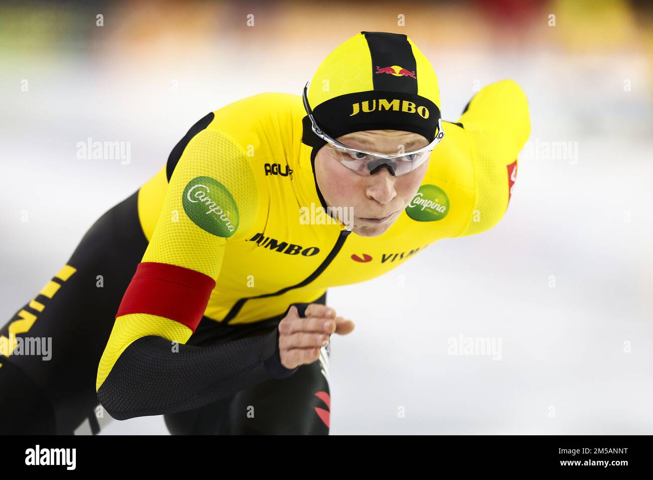 HERENVEEN - Merijn Scheperkamp in action on the 1000 meters during the ...