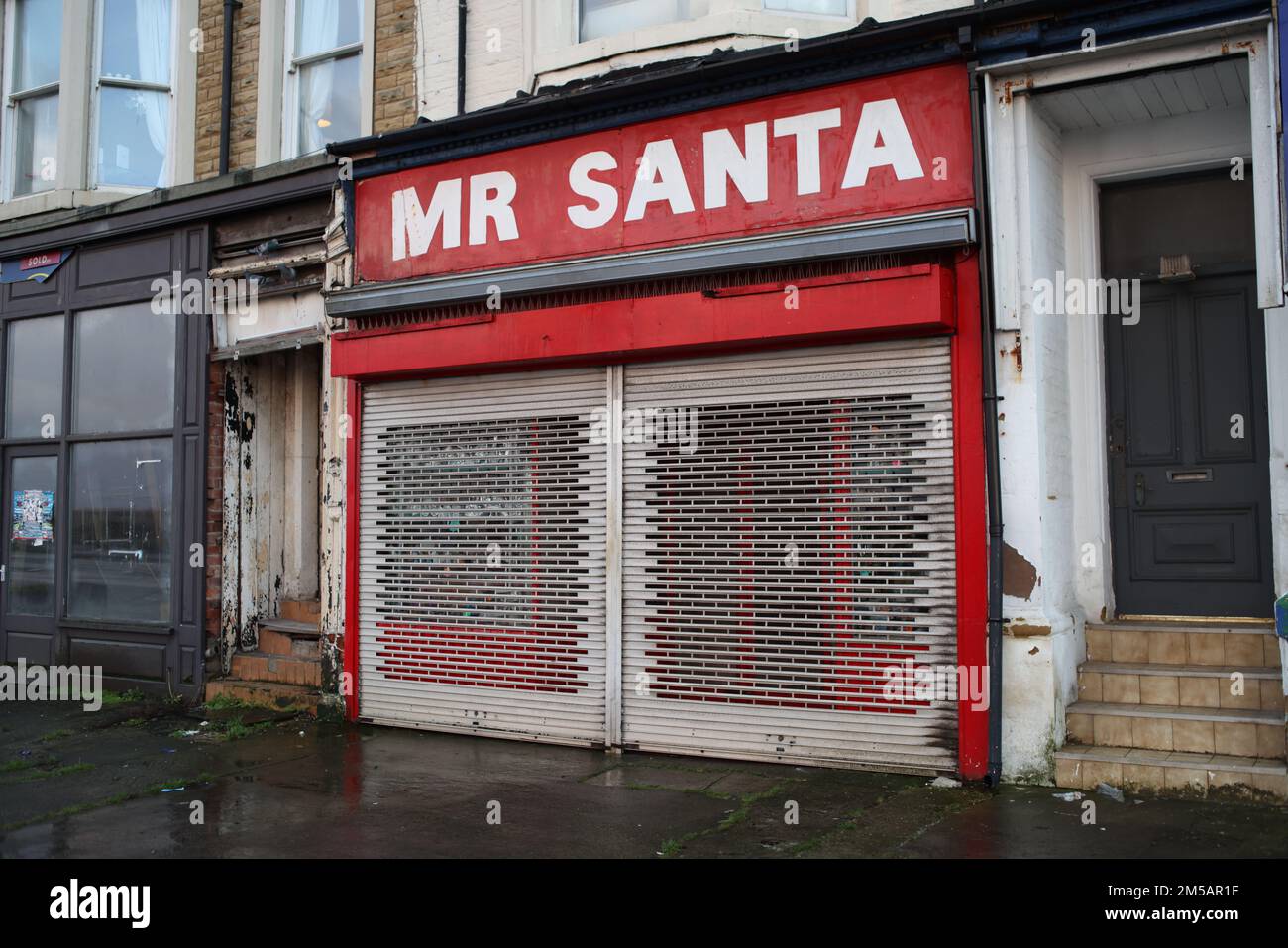 Mr west end hi-res stock photography and images - Alamy