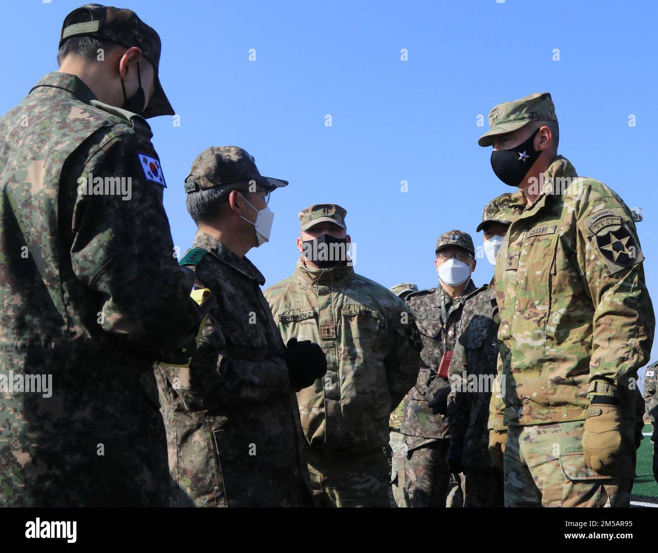 The 2nd Infantry Division/ROK-U.S. Combined Division hosts cadets from ...