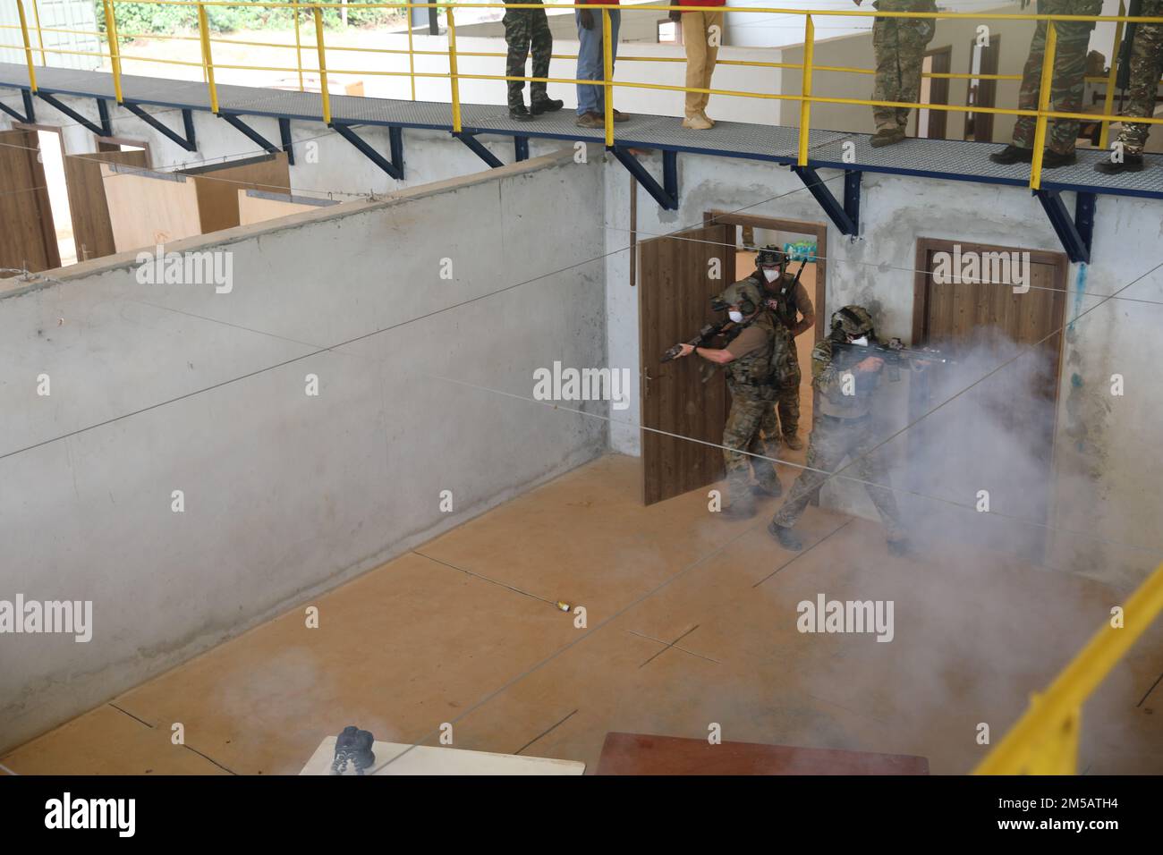 U.S. Special Forces assault a room during close quarters combat ...