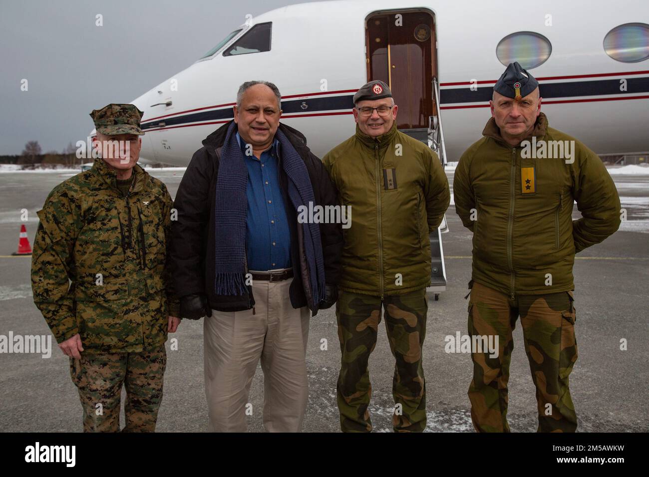 From left to Right: U.S. Marine Corps Col. Brian Mullery, Arrival and ...
